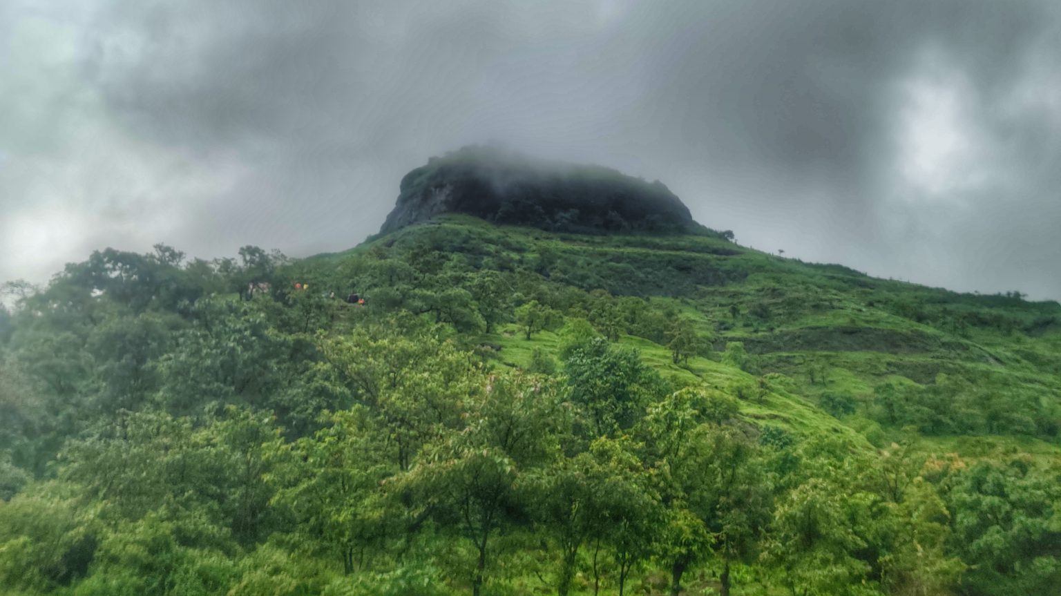 Sondai Fort Trek – Bombay Nomads